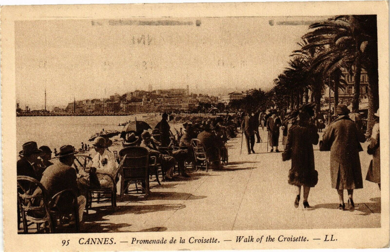 Cannes - Promenade de la Croisette Walk of the Croisette à Cannes ...