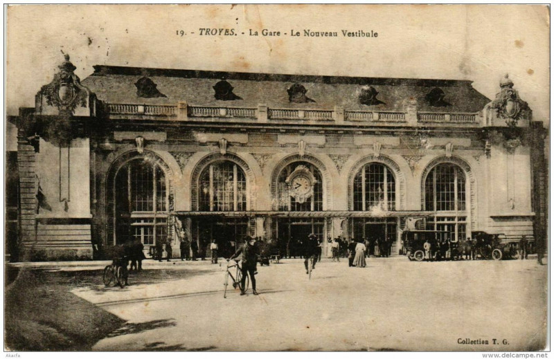 Troyes La Gare Le Nouveau Vestibule à Troyes - Cartorum